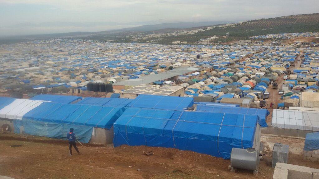 Massive displacement in northern Syria as violence escalates and ...