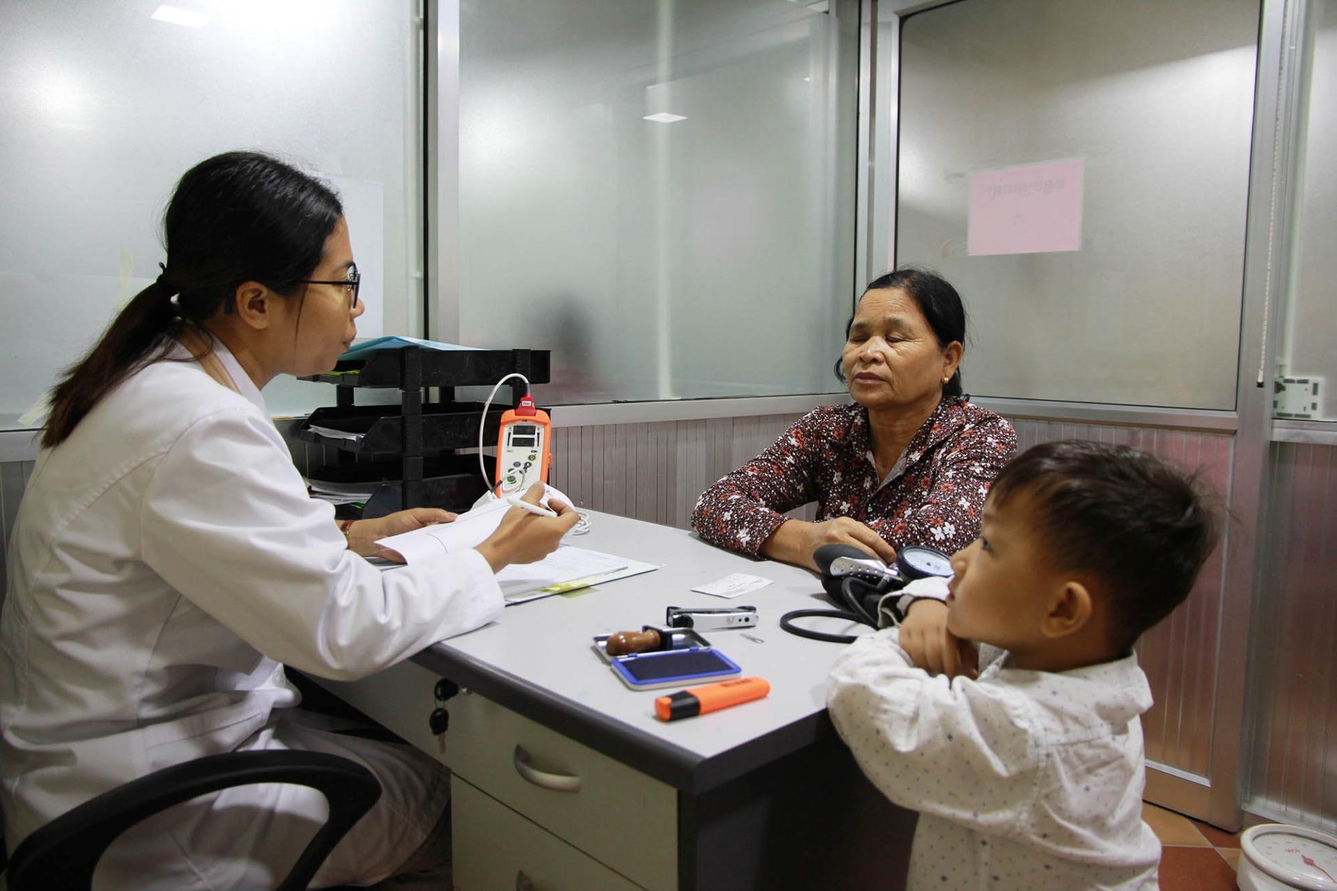 MSF joins Europe-wide action challenging patent on key hepatitis C drug ...