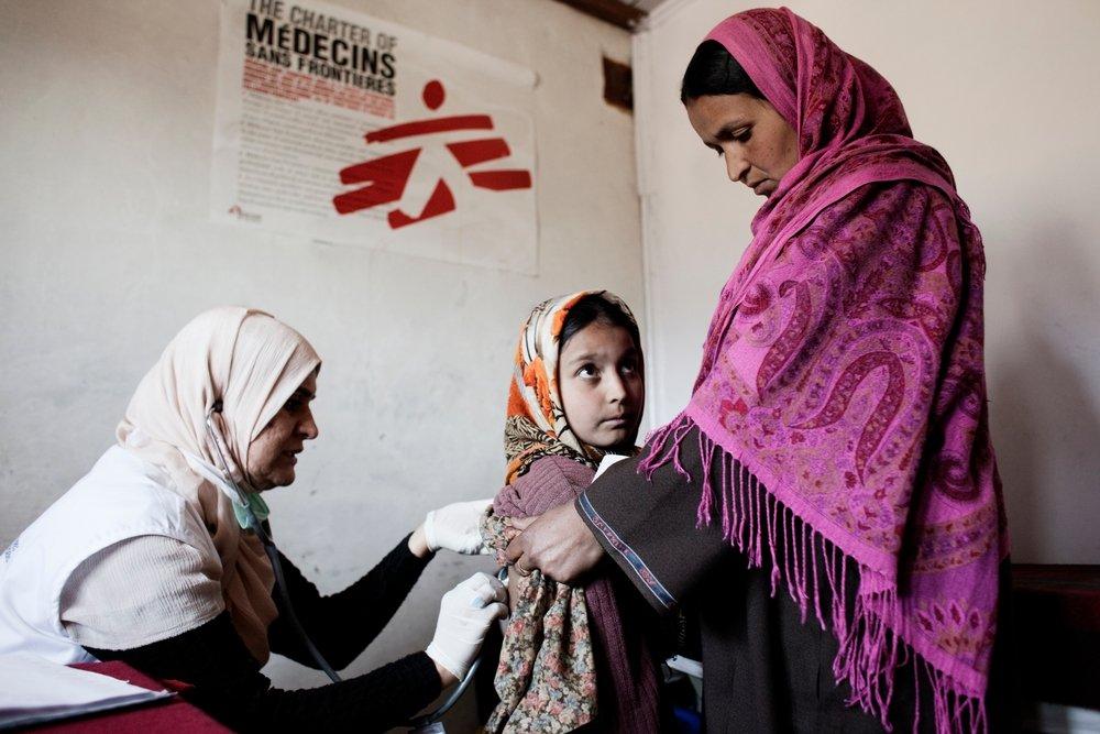 MSF donates external fixators for trauma victims in Kashmir, India | MSF